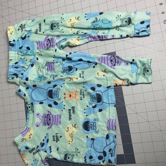 Pixar | Pajamas | Disney Pixar Monsters Inc 2 Piece Pajama Set 3t ...